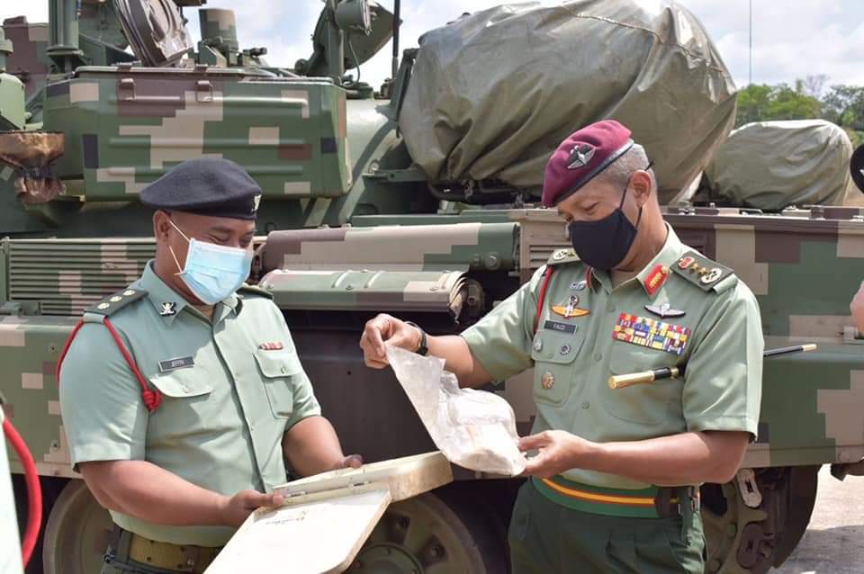 3 Div Commander Conducts Annual Administrative Inspection on 11 Royal ...