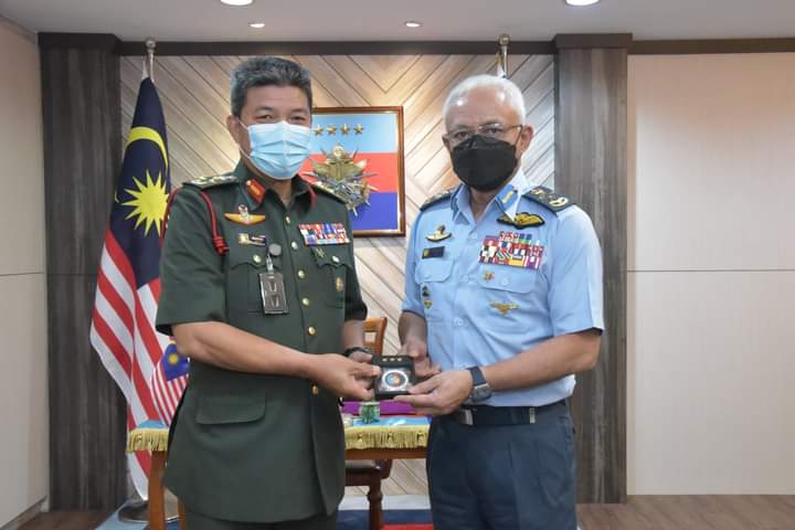 Courtesy Calls on Chief of Defence Force - MY Military Times