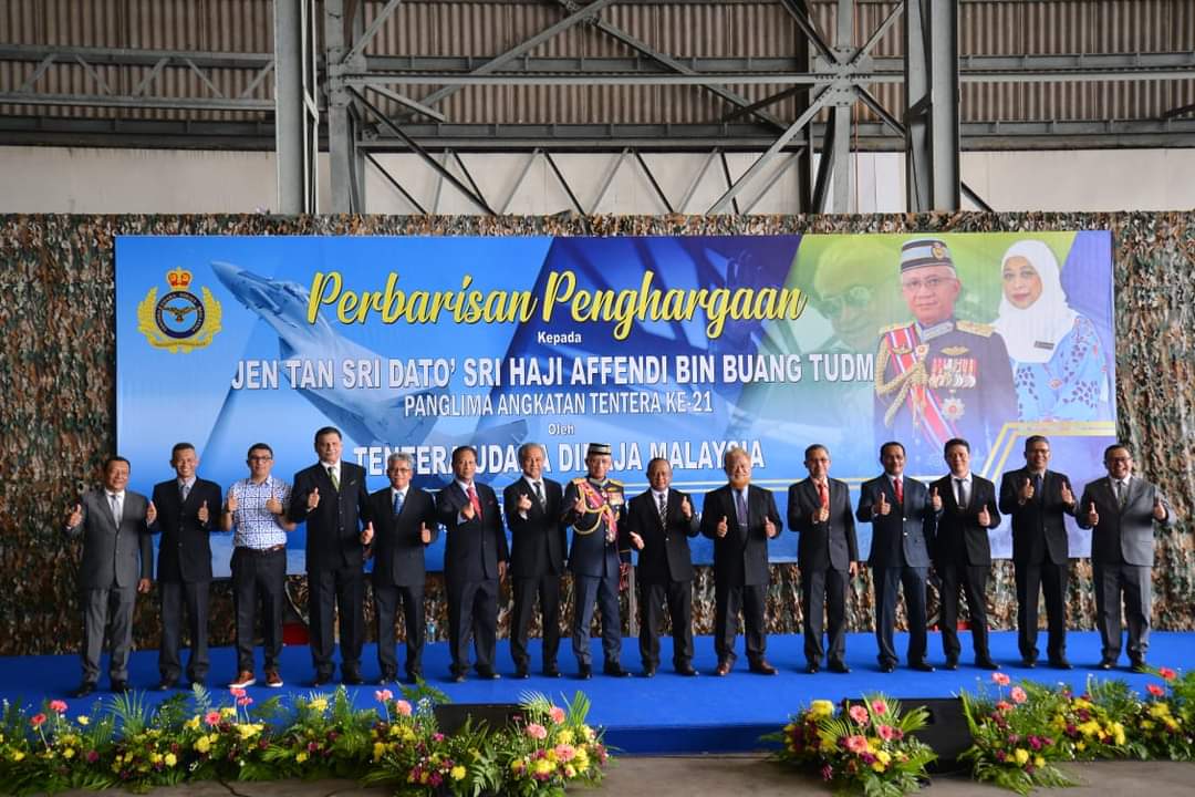 Appreciation Parade for Malaysian Chief of Defence Force GEN Tan Sri ...