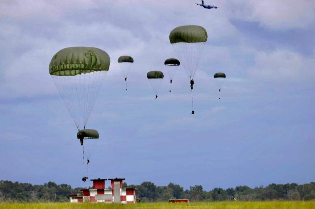 10th Brigade (Para) Enhances Operational Capabilities with A400M Static ...