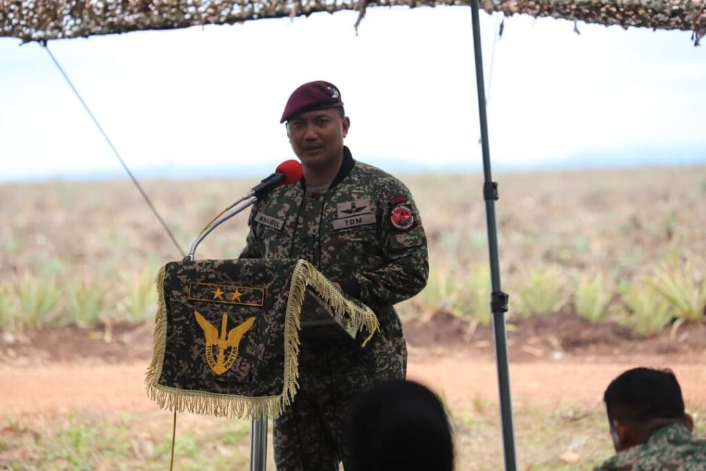 10th Brigade (Para) Celebrates 29th Anniversary with Reunion Jump - MY ...