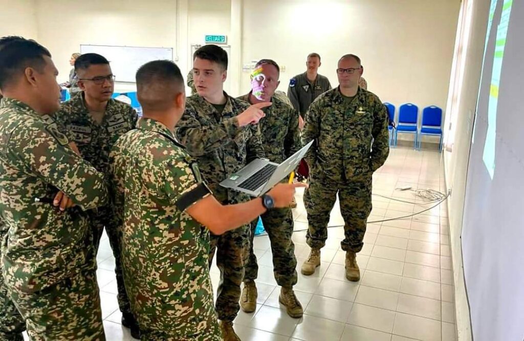 IPC and ISS Mark the Opening of Army and USMC Collaboration in Exercise ...