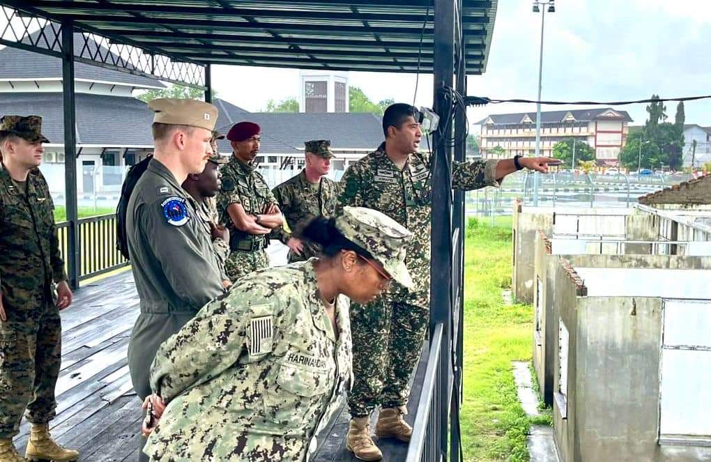 IPC and ISS Mark the Opening of Army and USMC Collaboration in Exercise ...