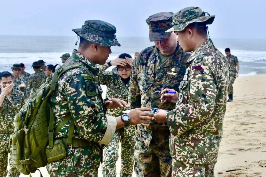 IPC and ISS Mark the Opening of Army and USMC Collaboration in Exercise ...