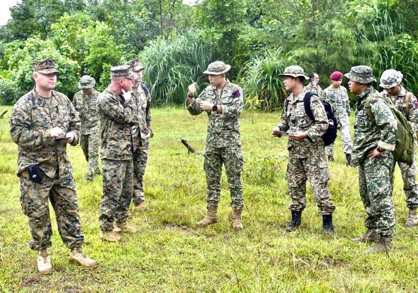 IPC and ISS Mark the Opening of Army and USMC Collaboration in Exercise ...