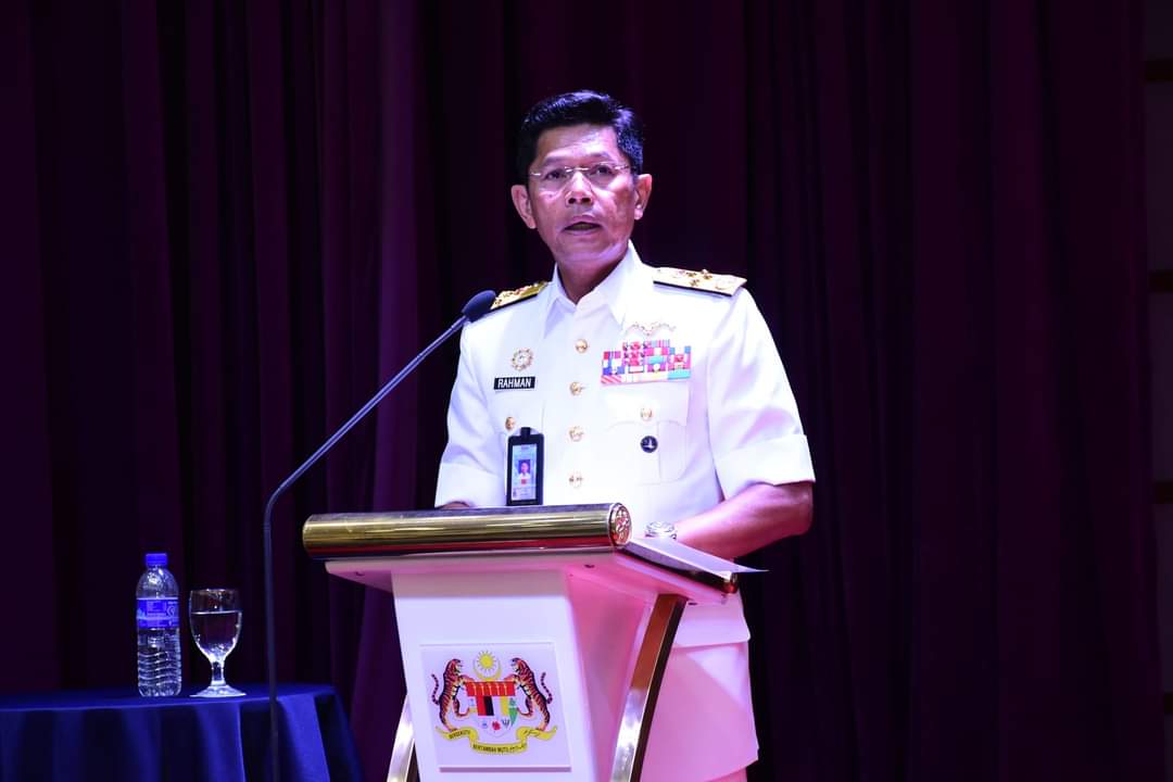 MALAYSIA NAVY CHIEF, ADMIRAL ABDUL RAHMAN, DELIVERS NEW YEAR MESSAGE ...