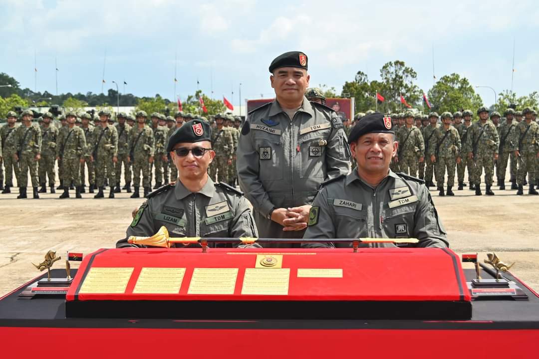 Passing the Baton - 27th Commander 3rd Div Assumes Command in Dazzling ...