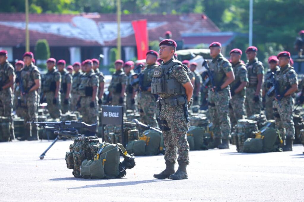 10 Brigade (Para) 30th Anniversary Parade - MY Military Times