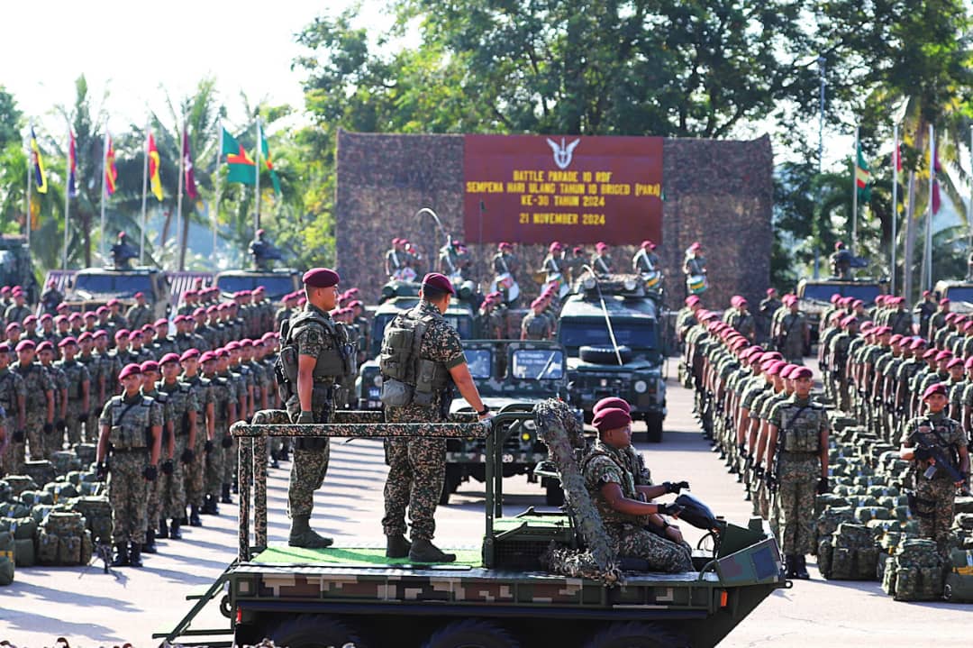 10 Brigade (Para) 30th Anniversary Parade - MY Military Times