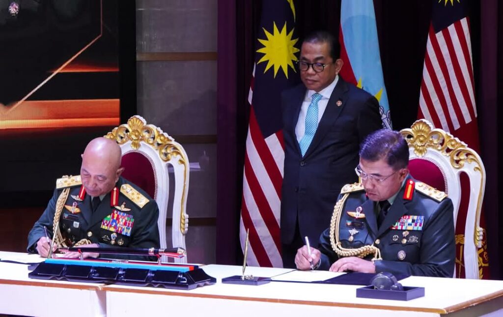 Malaysia Welcomes 23rd Chief of Defence Force in Official Handover ...